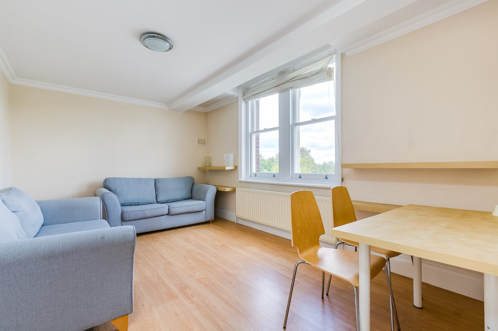 Photos of Clapham Common South Side, Clapham South SW4 - 69339948 ...
