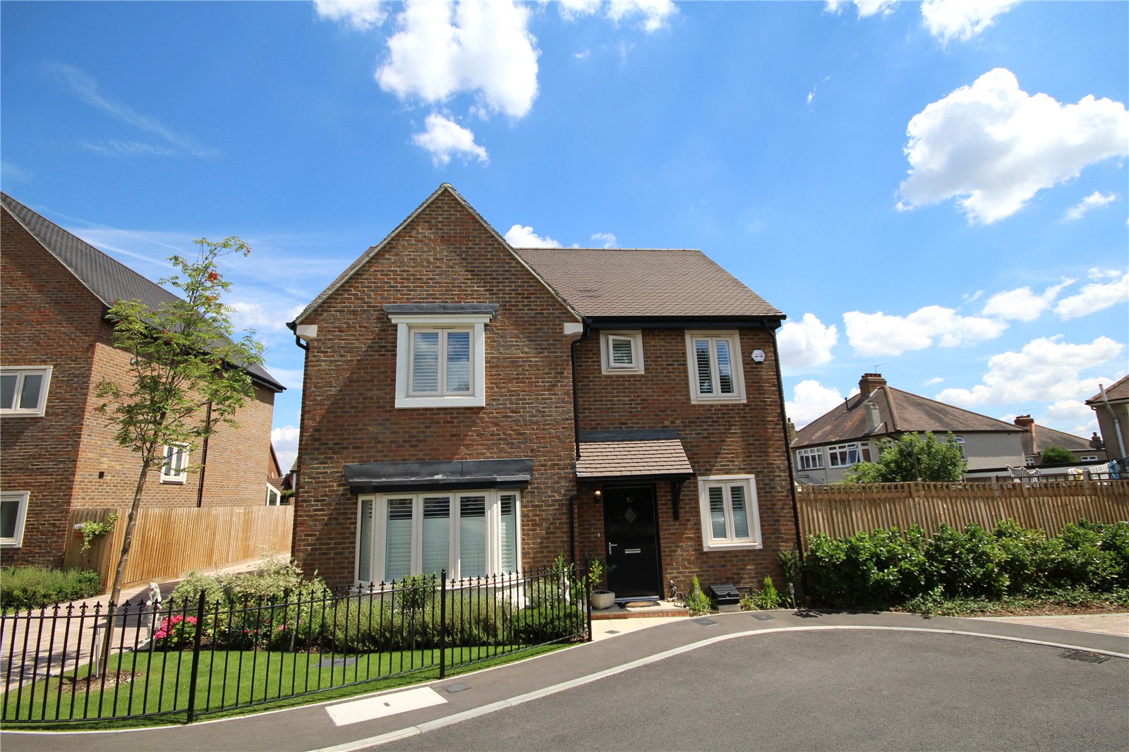 Free property report 50 Hill View Drive, Welling, DA16 3RS - Chimnie