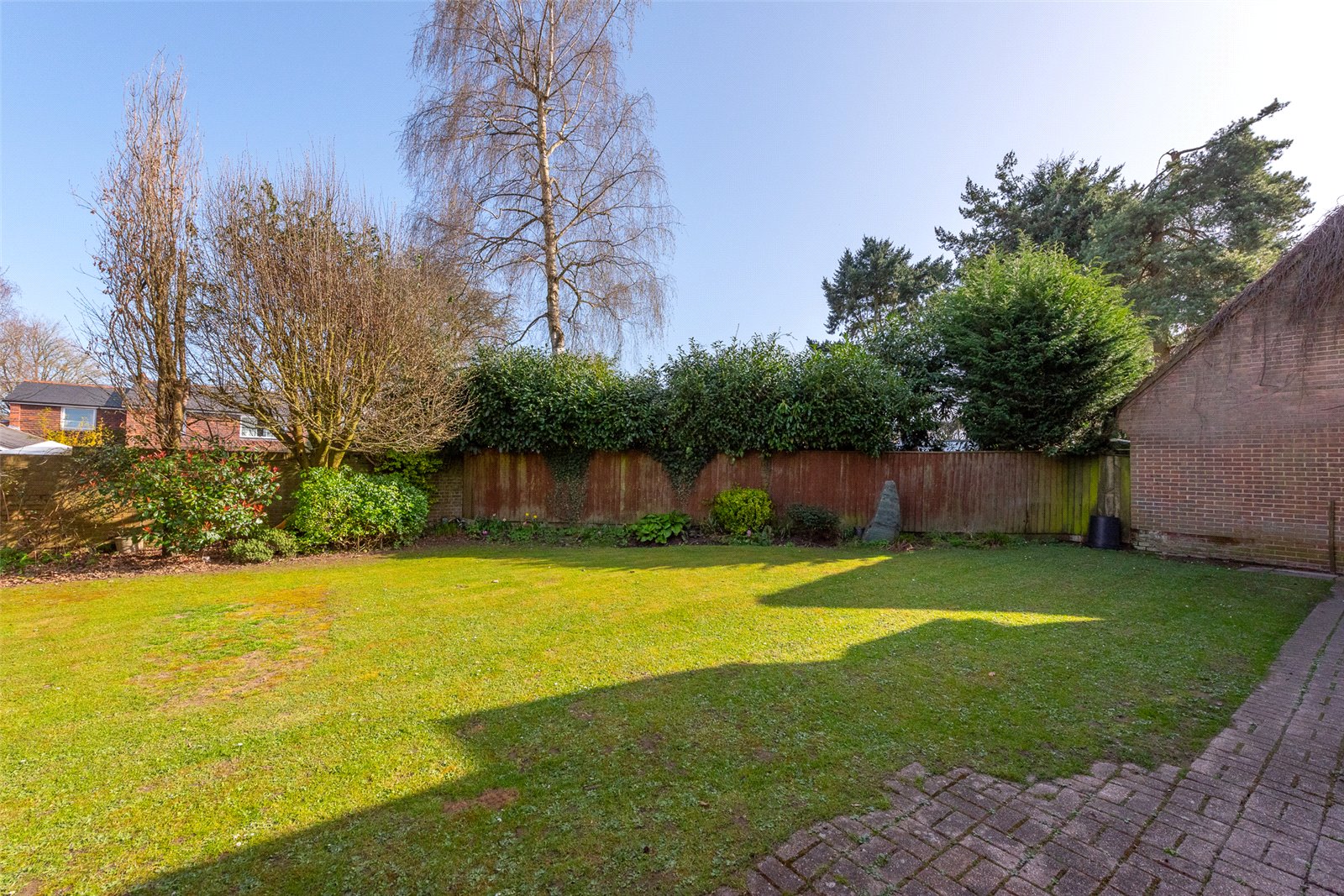 Free property report 3 Peel Gardens, Kingsclere, RG20 5SB - Chimnie