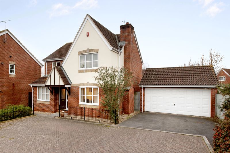 Free property report 81, Cashford Gate, Taunton, TA2 8QB - Chimnie