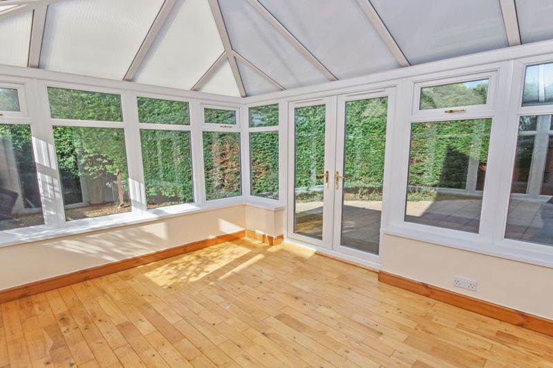 Free property report 2 Crichton Drive, Pathhead, EH37 5QL - Chimnie