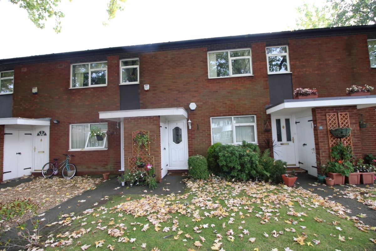 Free property report 8, Beechfield Close, Sale, M33 4EH - Chimnie