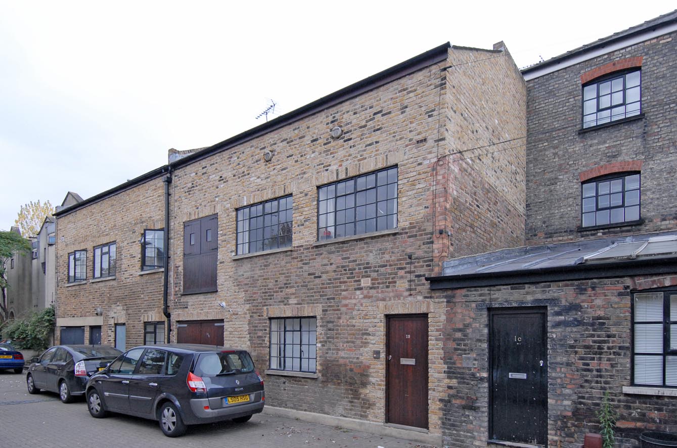 Free property report Flat 3, 1b, Orleston Mews, London, N7 8LL - Chimnie