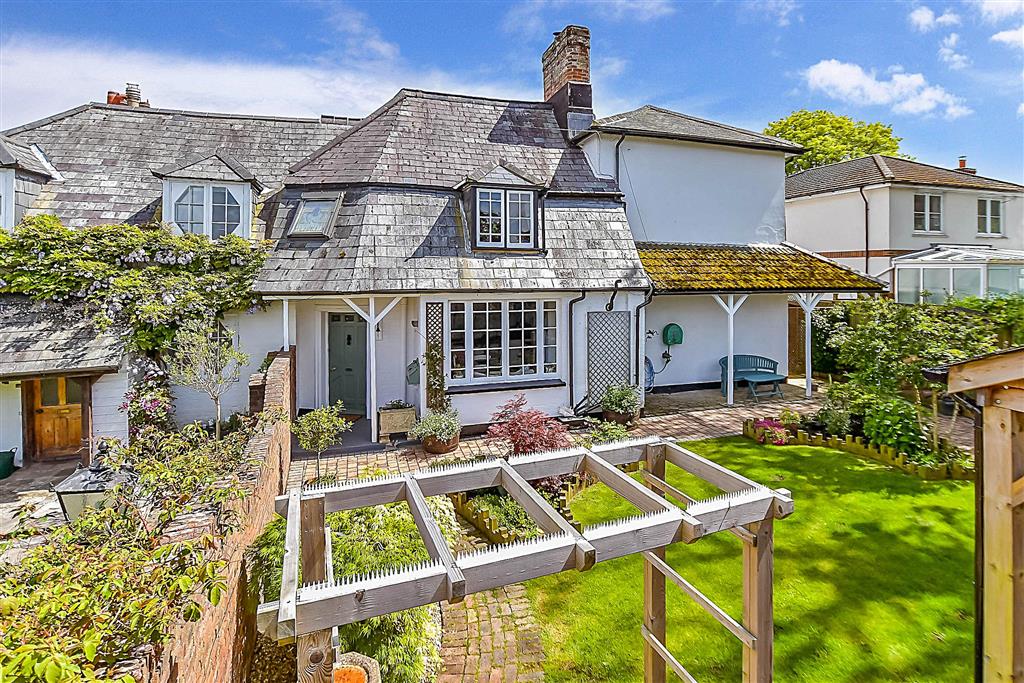 Free property report 1 Sydney Lodge, 44, Shide Road, Newport, PO30 1YE ...
