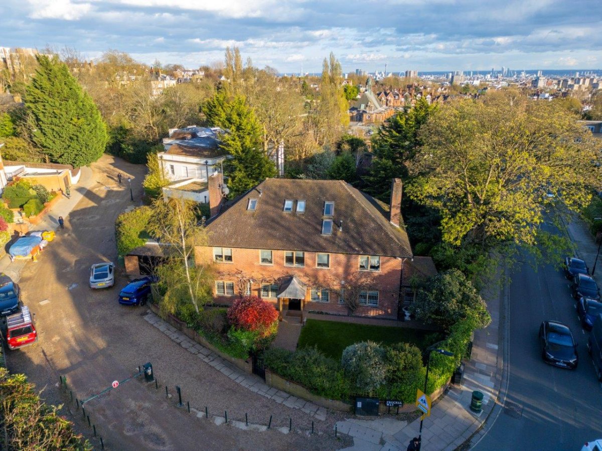 Free property report 2, Frognal Way, London, NW3 6XE - Chimnie