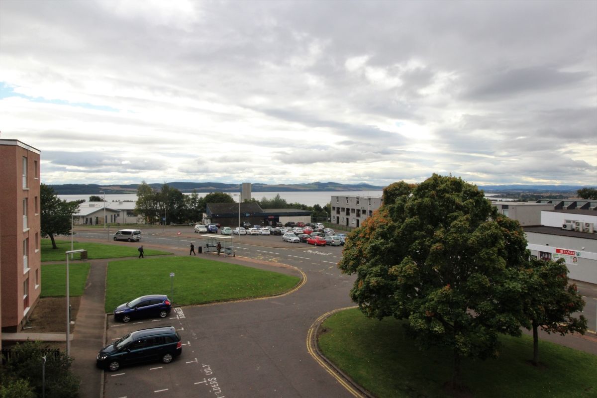 Free property report 237 Dickson Avenue, Dundee, DD2 4DD - Chimnie