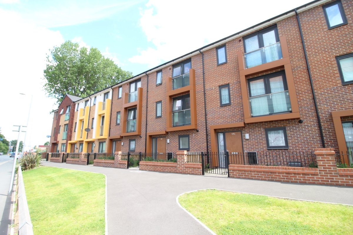 Free property report 135, Upper Brook Street, Manchester, M13 9JS - Chimnie