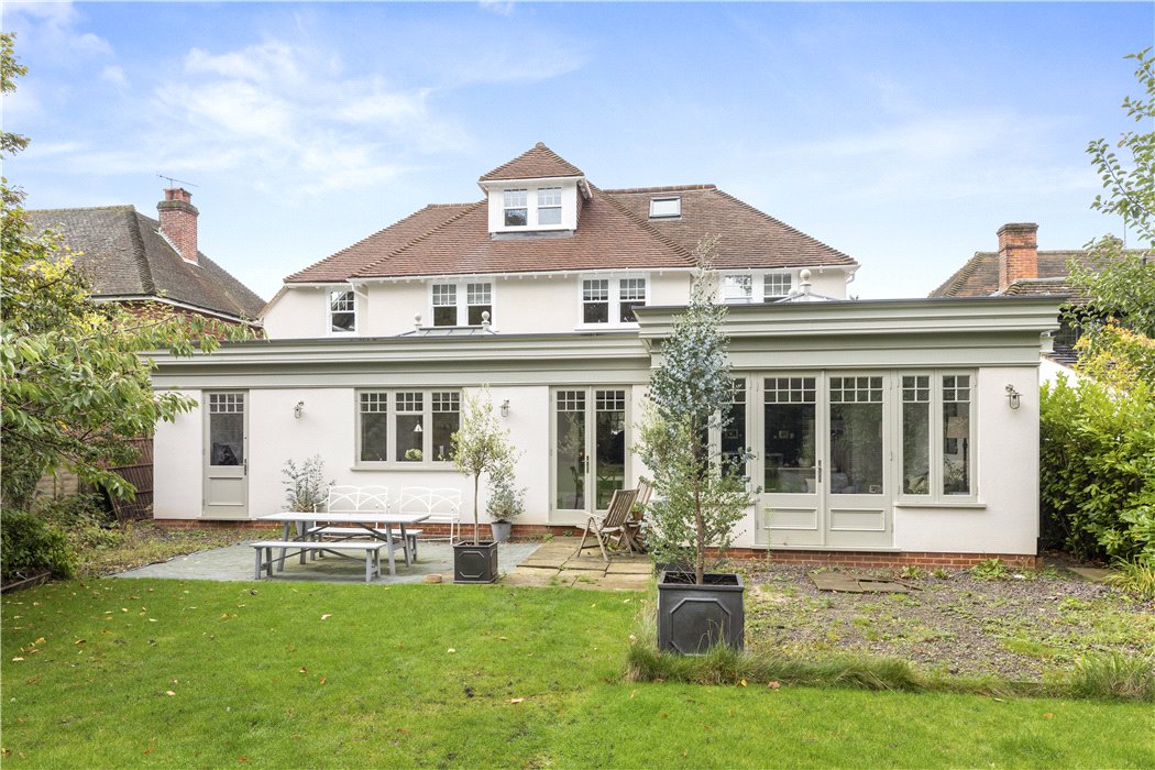 Free property report 46, Boxgrove Avenue, Guildford, GU1 1XQ - Chimnie