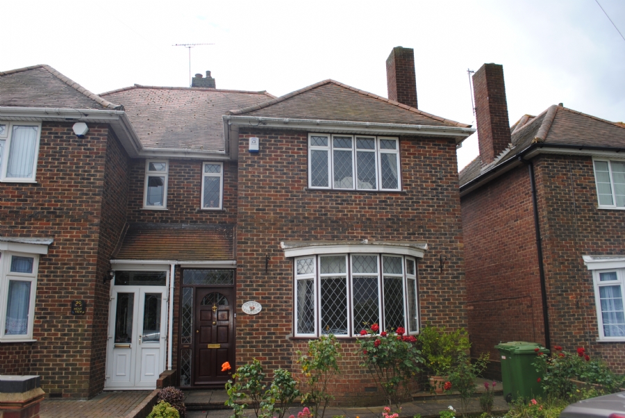 Free property report 19 Kent View, Wennington Road, Wennington, Rainham ...