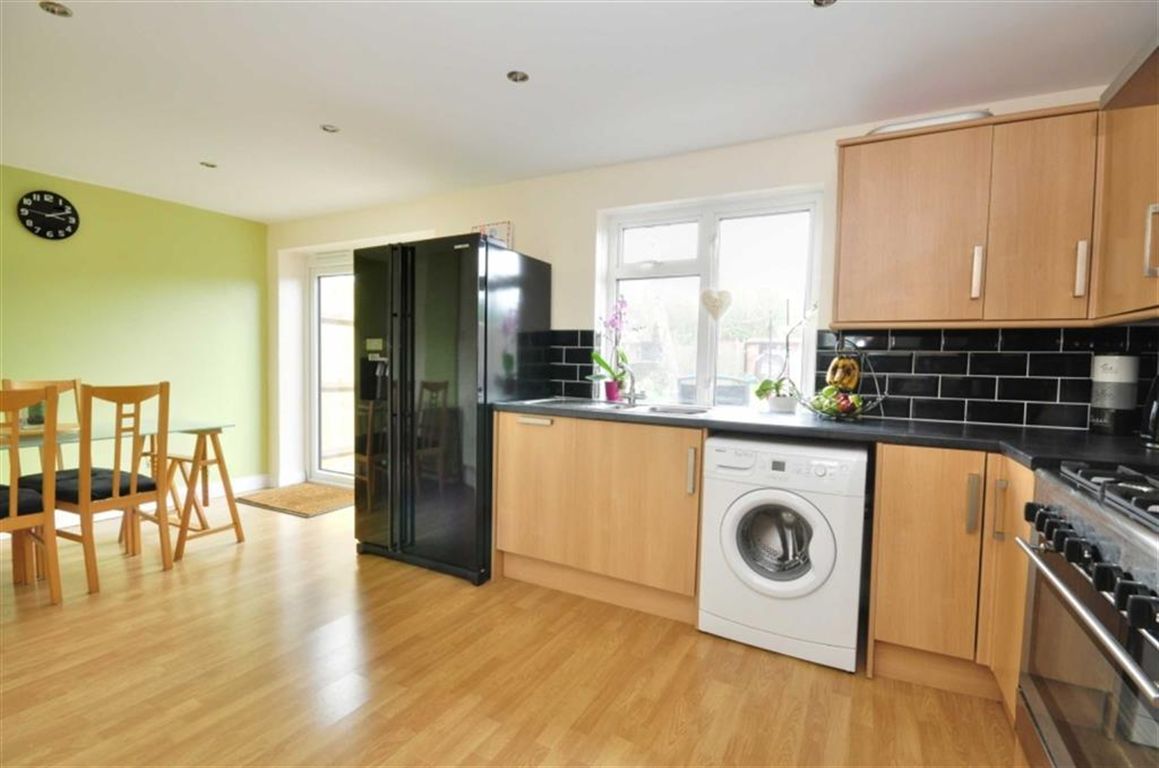 Free property report 14, Upper Kingston Lane, Southwick, Brighton, BN42 ...