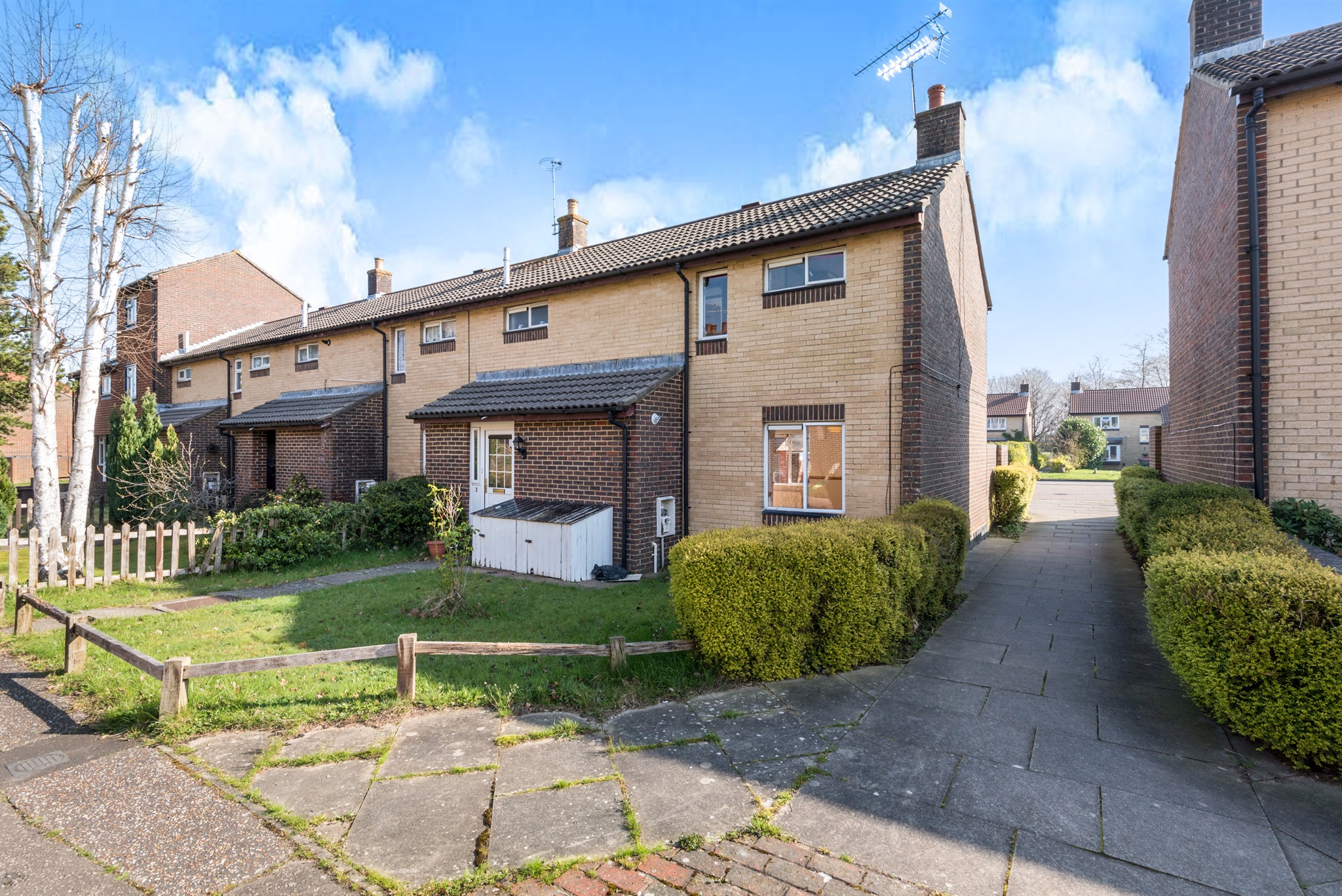 Free property report 3, Hatfield Walk, Crawley, RH11 6EH - Chimnie