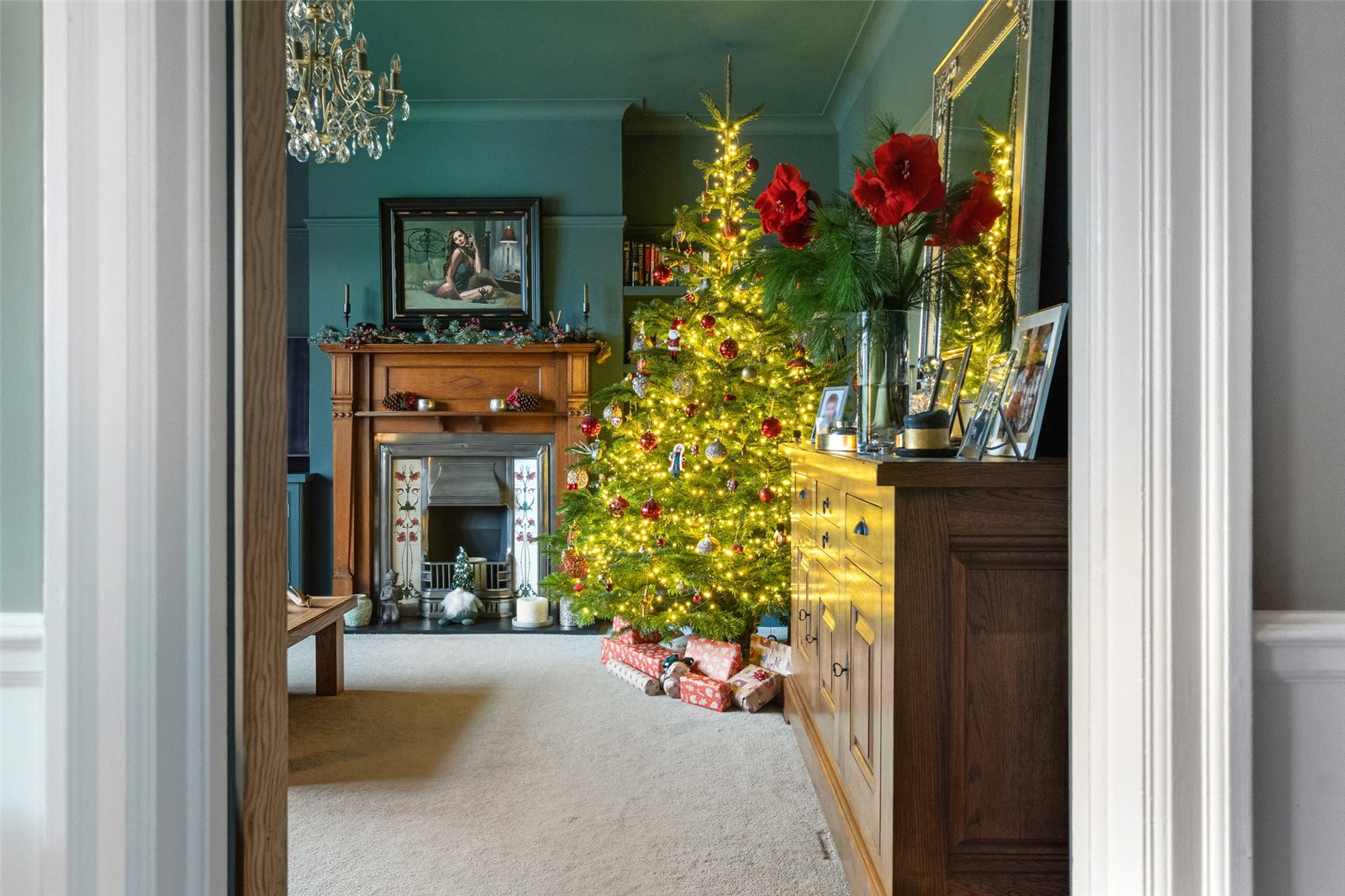 4 bedroom detached house for sale - Million Plus.com The Luxury Marketplace