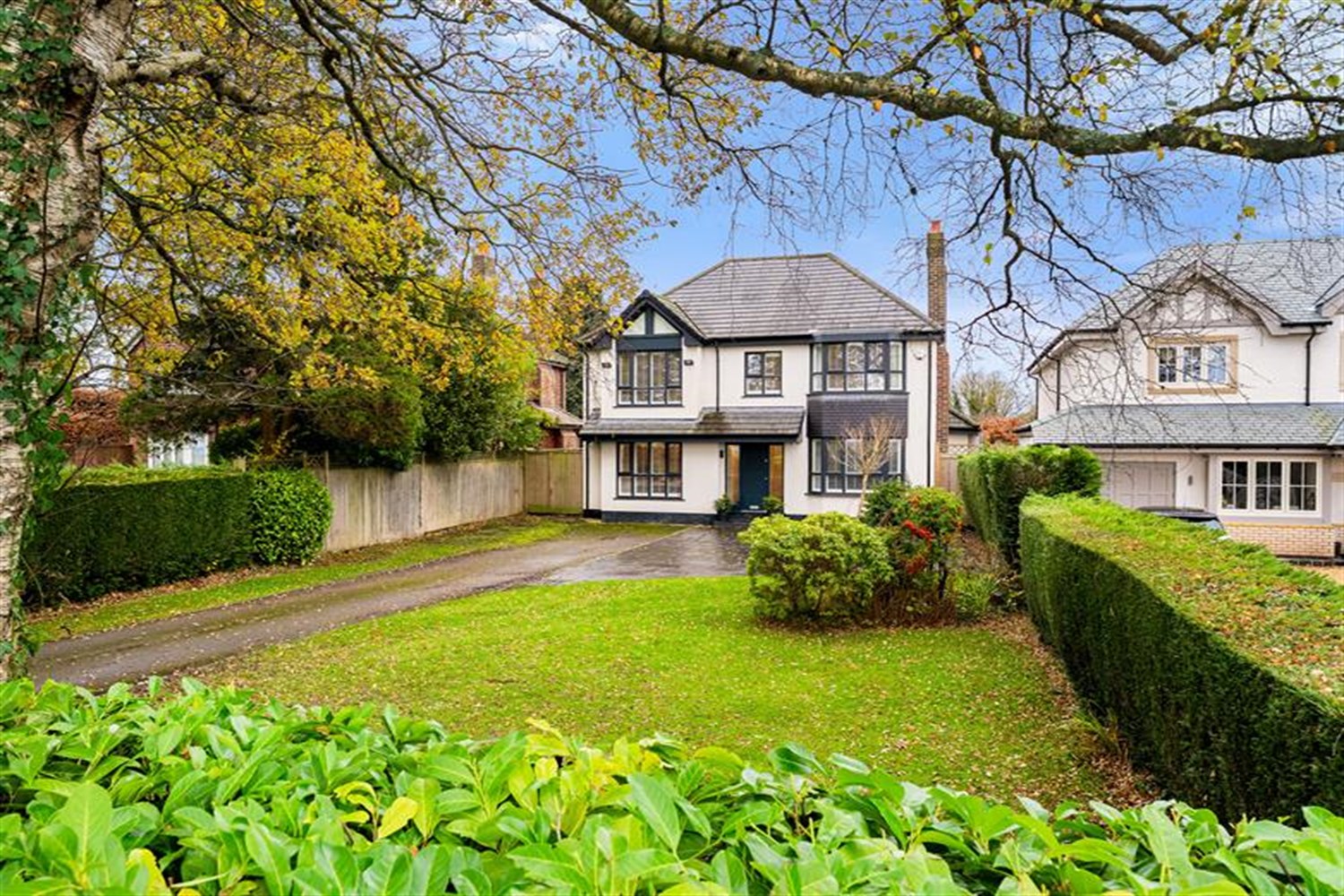 4 bedroom detached house for sale - Million Plus.com The Luxury Marketplace