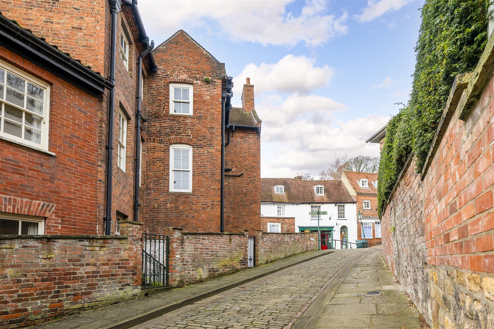 Photos of Danesgate, Lincoln LN2 - 68834152 | PrimeLocation