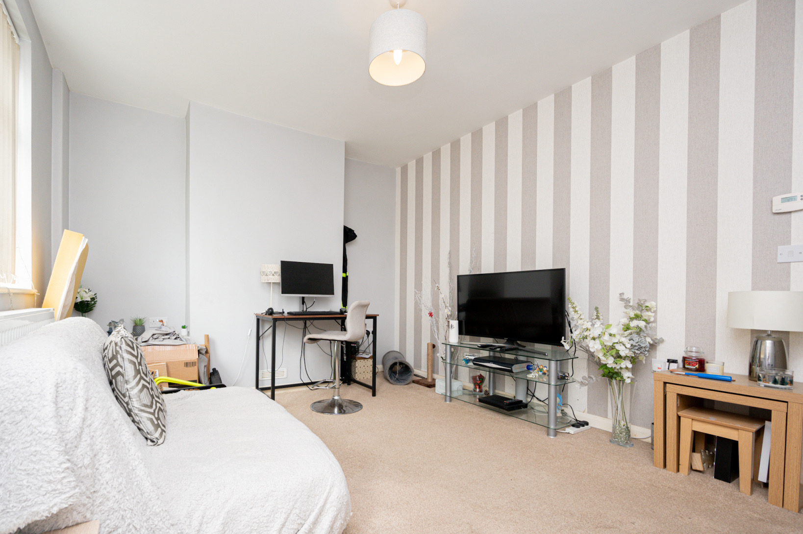 Free property report 5, Burghley Close, Desborough, Kettering, NN14 2RB ...