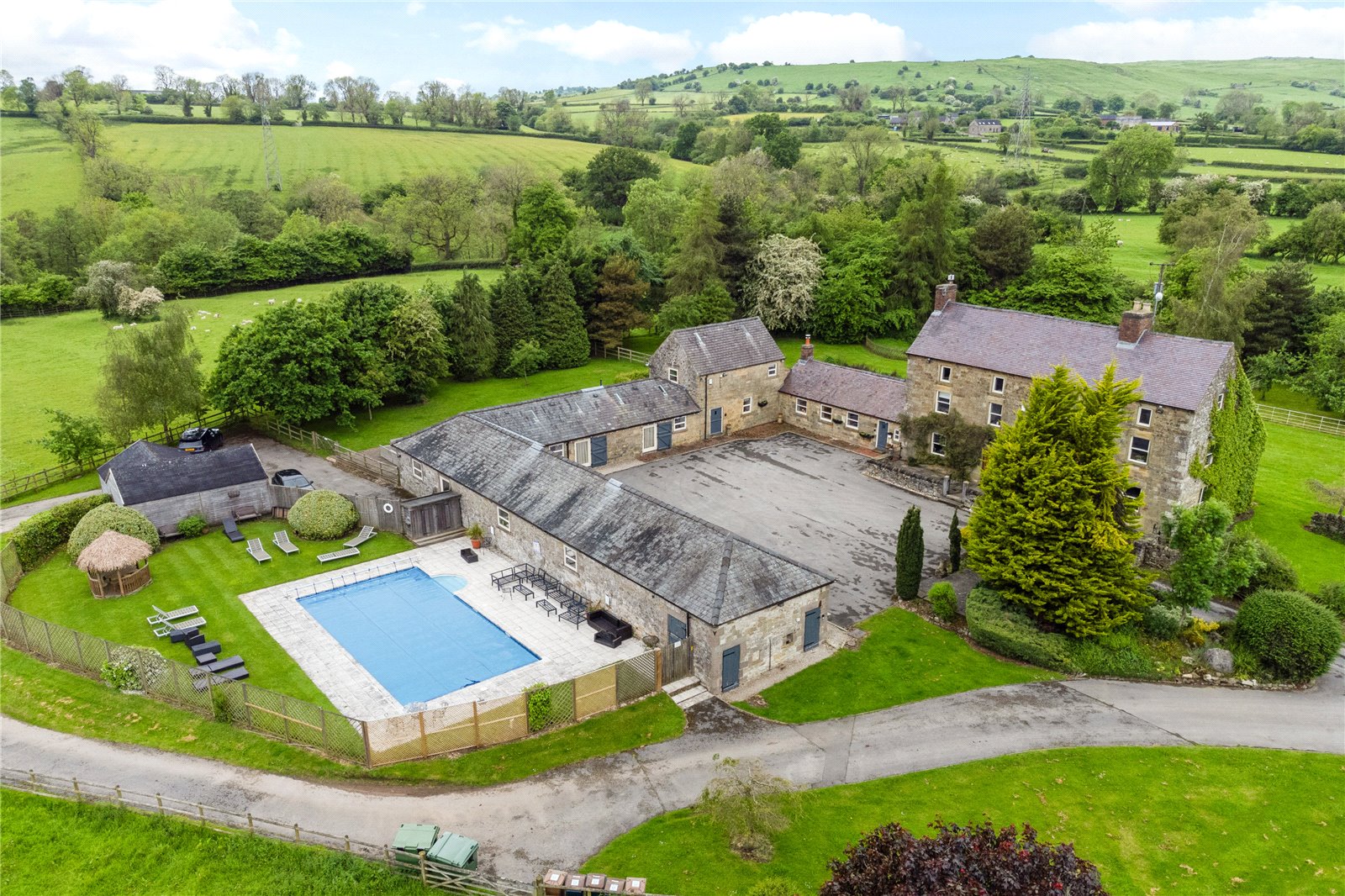 7 bedroom detached house for sale - MillionPlus.com The Luxury Marketplace